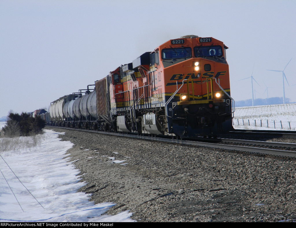 BNSF 6221